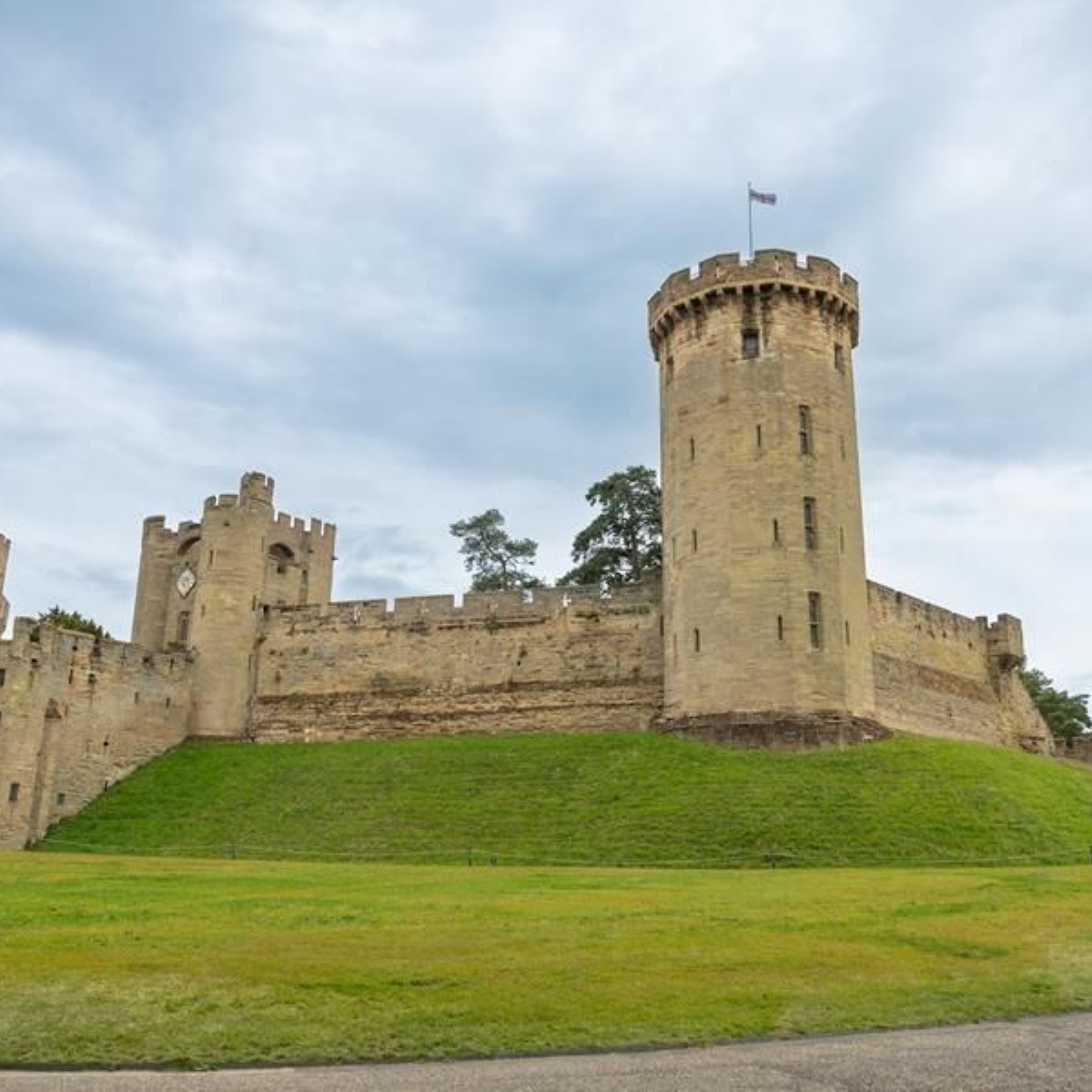 Partnering with Warwick Castle to support our local community - Warwick ...